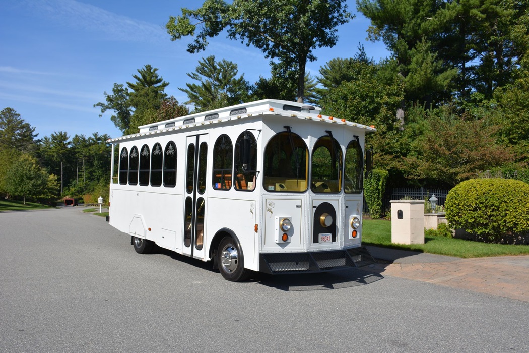 Trolley - 22 Passenger